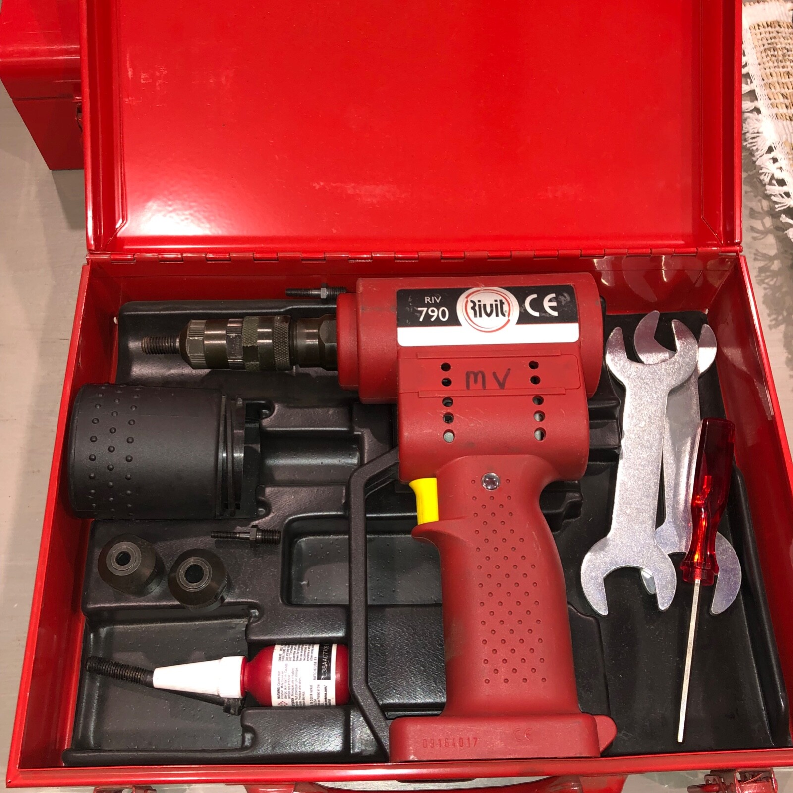 Rivit RIV 790 Cordless RIVNUT Nut Rivet Tool ~ No Battery or Charger ...