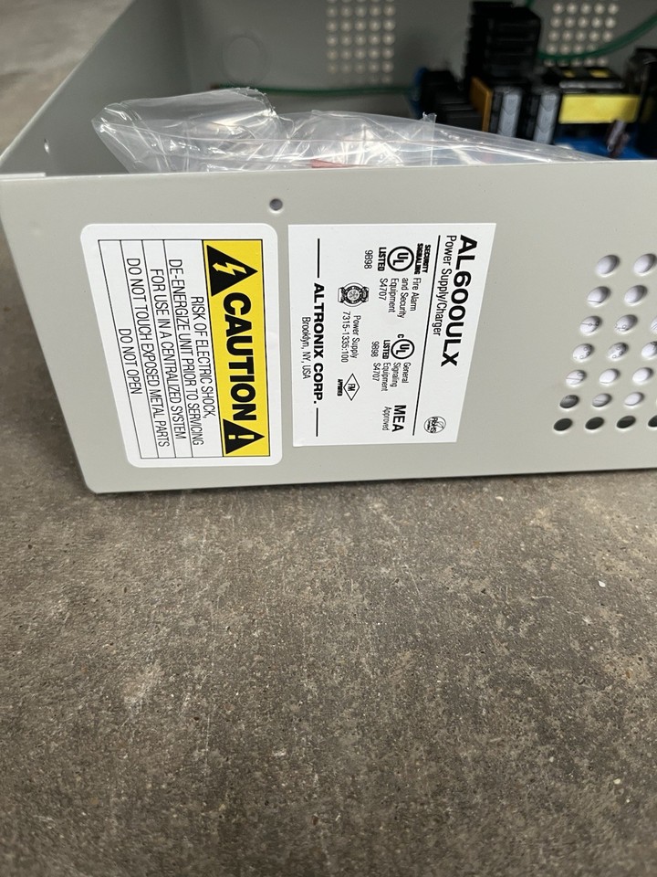 AL600ULX Power Supply/Battery Charger 12VDC/24VDC @ 6A Grey Enclosure ...