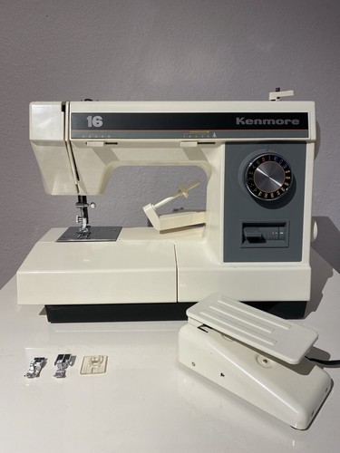 Vintage Kenmore 158 Sewing Machine WITH CASE** | eBay