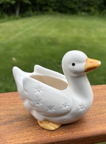Vintage Small White Goose Duck Planter With Blue Dot Taiwan Grandma ...