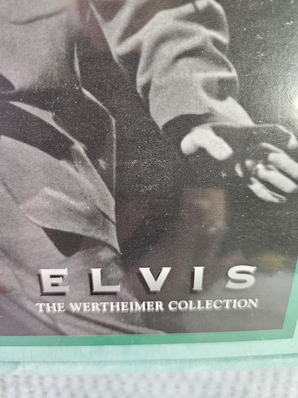 New Elvis Wertheimer Collection 2-Sided Photo Puzzle 550 Pieces