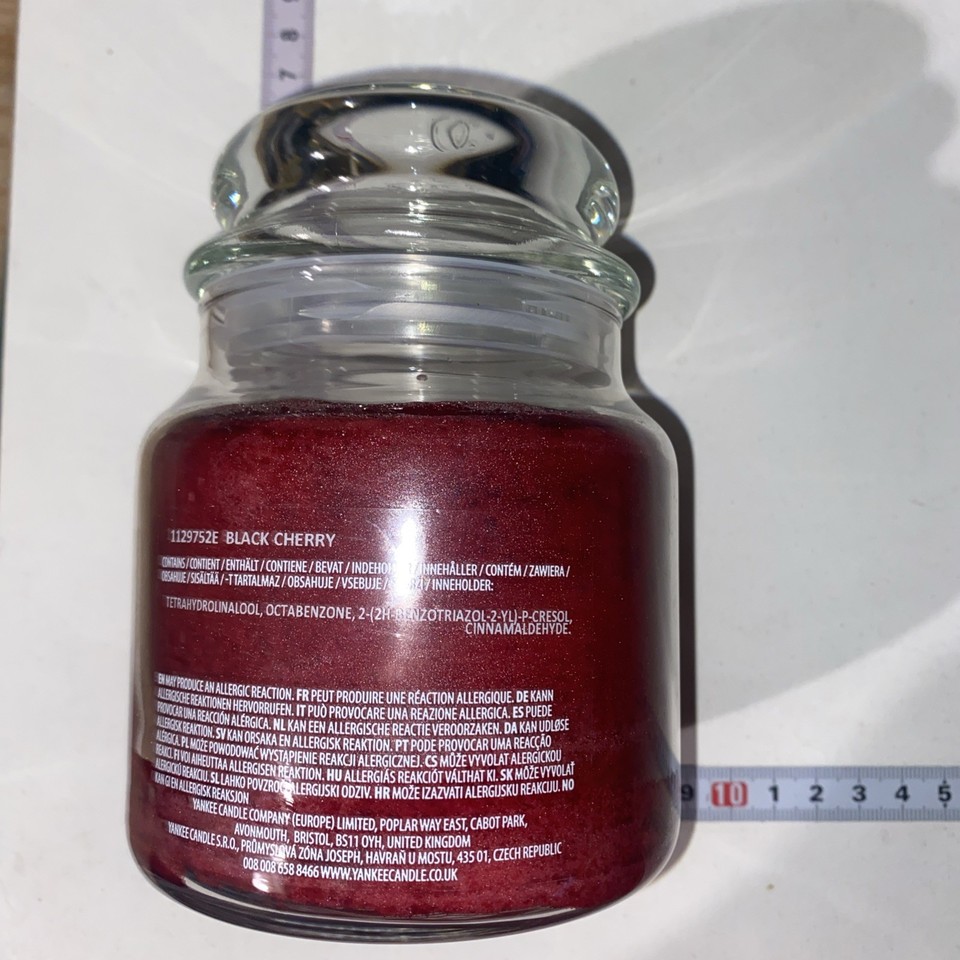 Yankee Candle Black Cherry Medium Jar Scented Candle Long Burning 75 ...