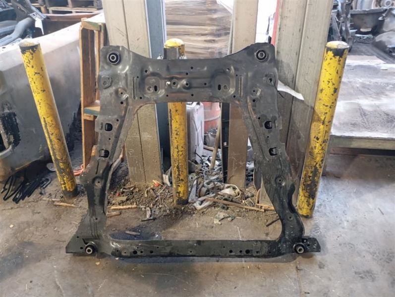 Crossmember/K-Frame Front Fits 17-20 QASHQAI 3657961 | eBay