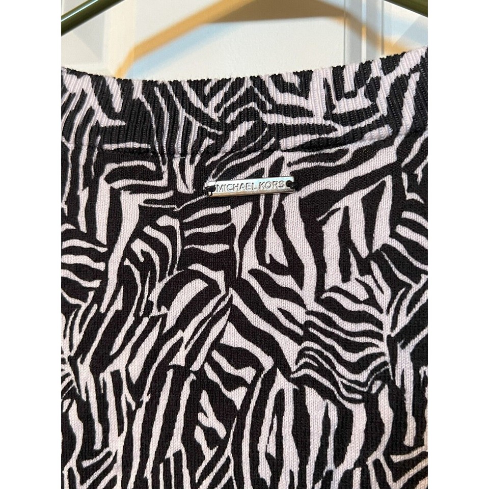 MICHAEL Michael Kors Printed Zebra Boxy V-Neck Long Sleeve Blouse Size ...
