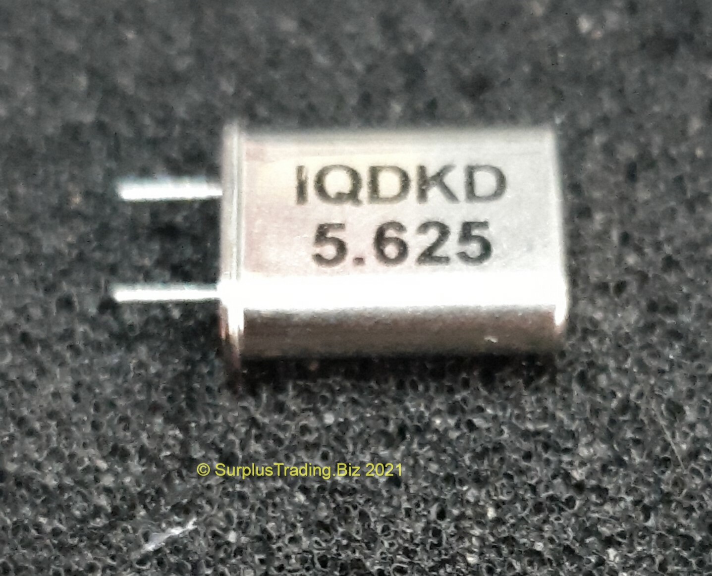 5 X IQD Hc49/u Crystal 5.625mhz for sale online | eBay UK