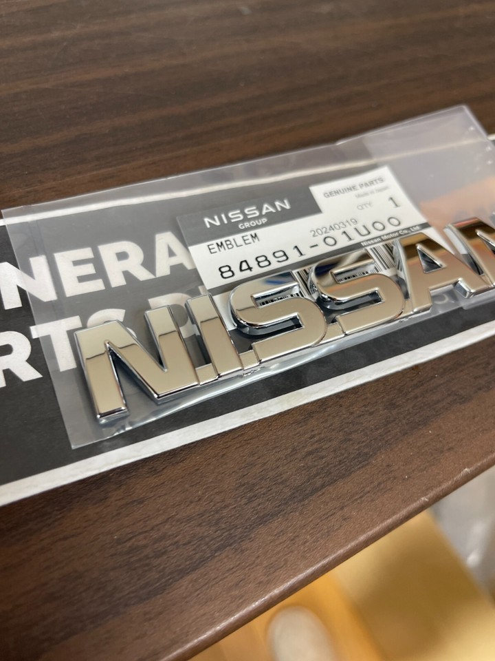 Nissan Genuine R32 GT-R GTR Skyline 84891-01U00 Rear Trunk Emblem Logo ...