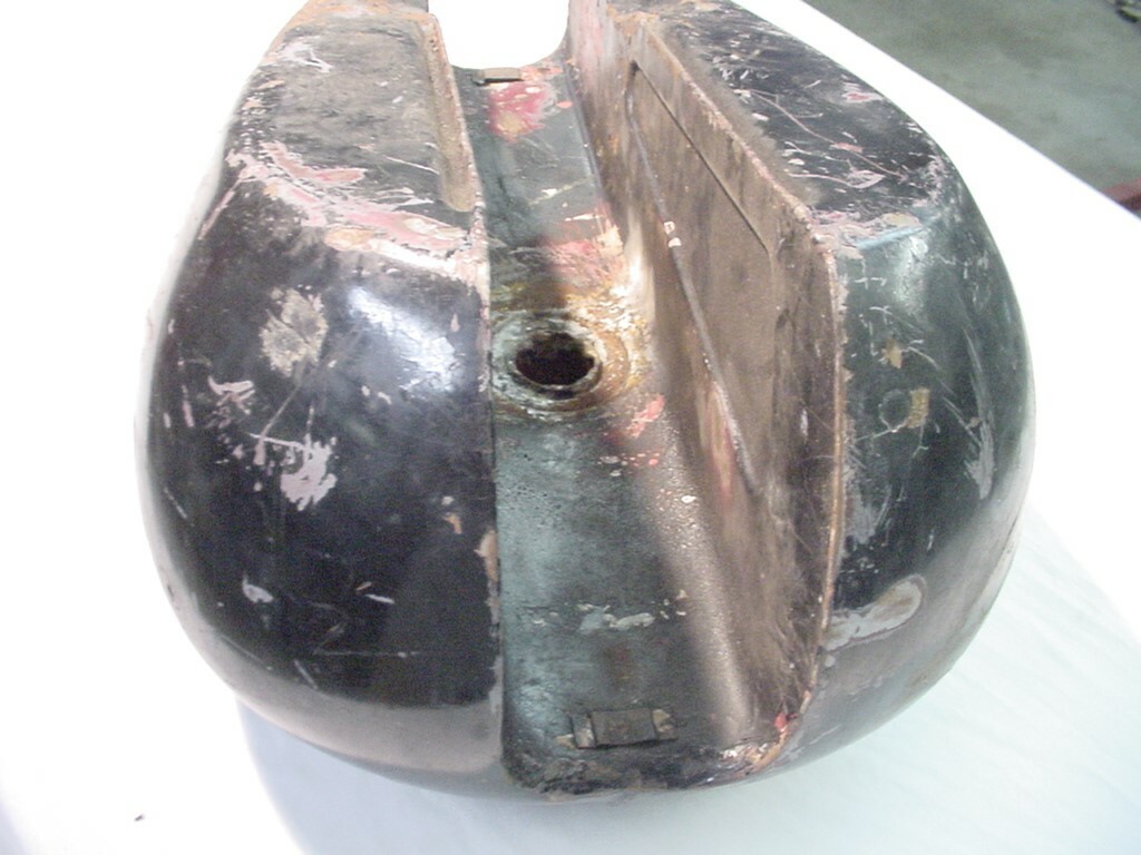 TRIUMPH 650 750 OIL IN FRAME GAS TANK 4 3/4 GALLON TR6R PART # 83-2881 ...