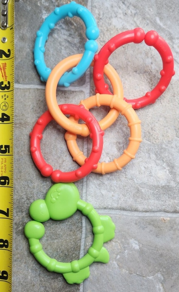 7 Rings Links Clips Car Seat Stroller Teether Toys Chain Baby Learning ...