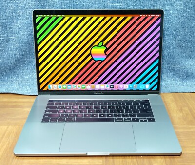 Apple MacBook Pro A1707 15.4" 2.8GHz i7-7700HQ 16 GB RAM 512 GB SSD ...