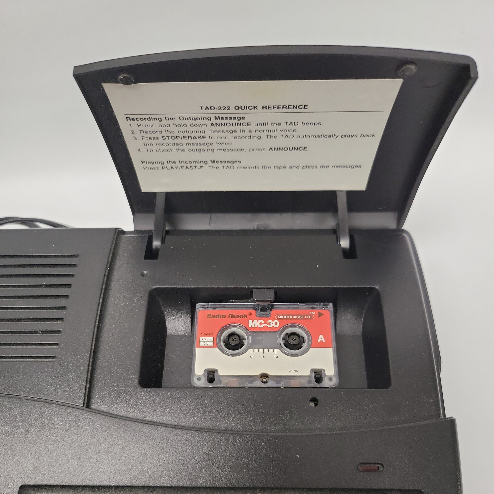 Radio Shack Touch-Tone Remote Control Telephone Answering System TAD ...