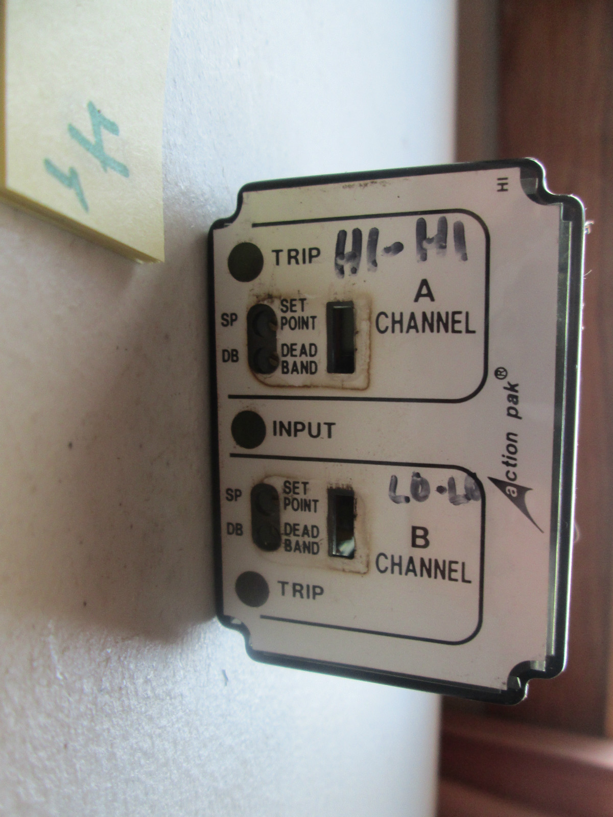 Action Pak 1090-2000 Alarm Module Relay 120 VAC 10902000 for sale ...