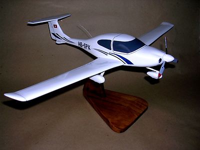 DA40 TDI Diamond Star DA-40 Airplane Desktop Wood Model Big New | eBay