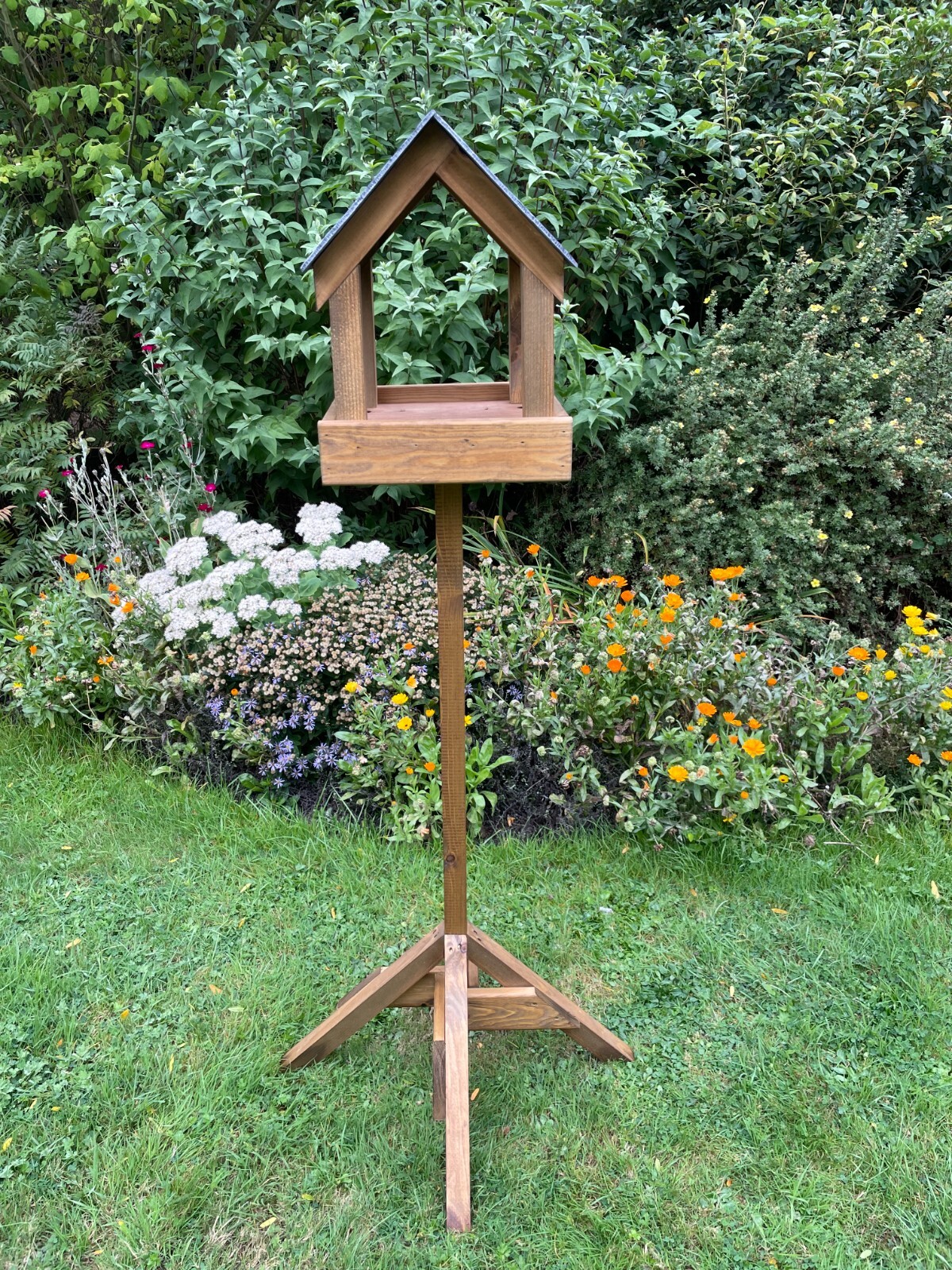 Minster Wooden Bird Table Slate Roof Garden Wood Feeding Stand Station ...