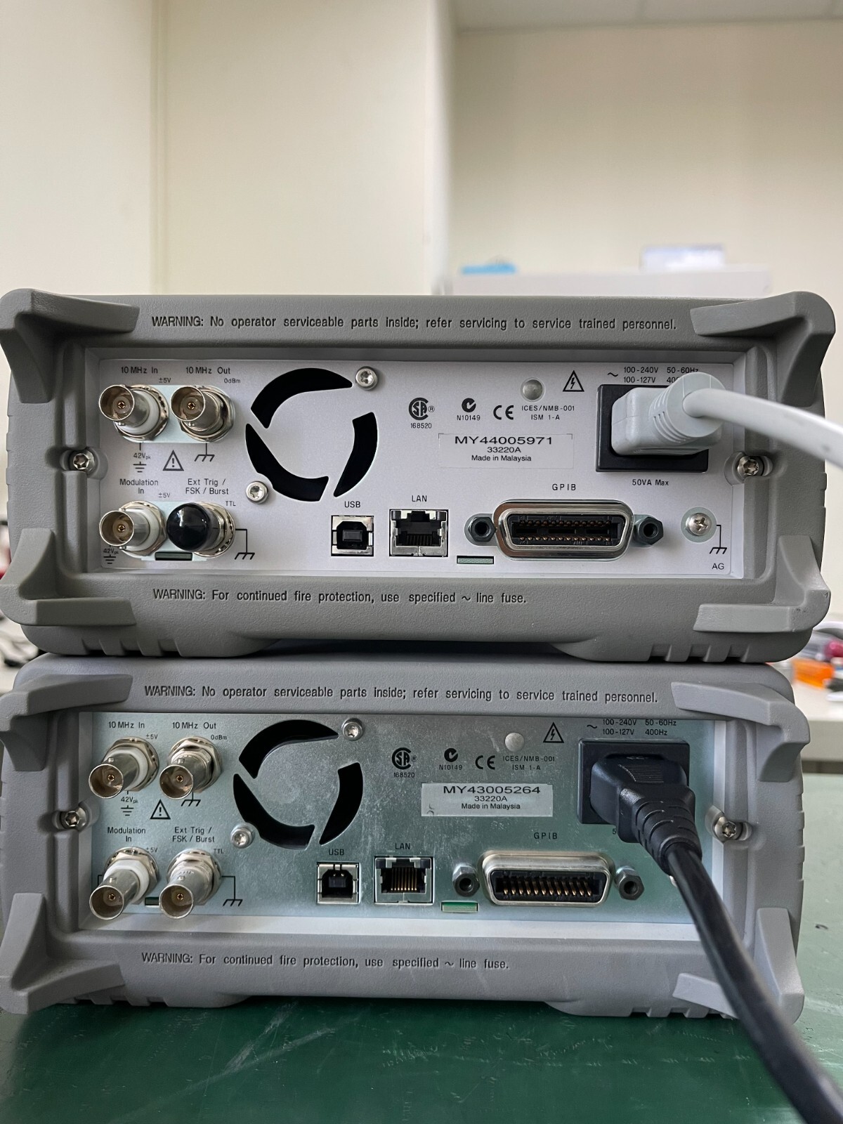 Agilent Keysight 33220A Function / Arbitrary Waveform Generator ...