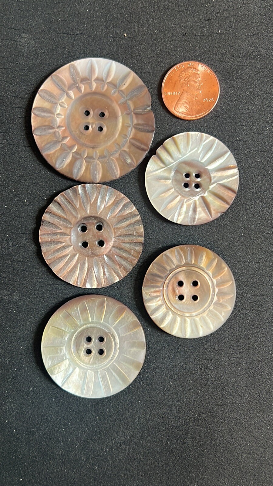 5 Antique Vintage Carved Etched Button Lot Shell MOP Abalone Mother Of ...