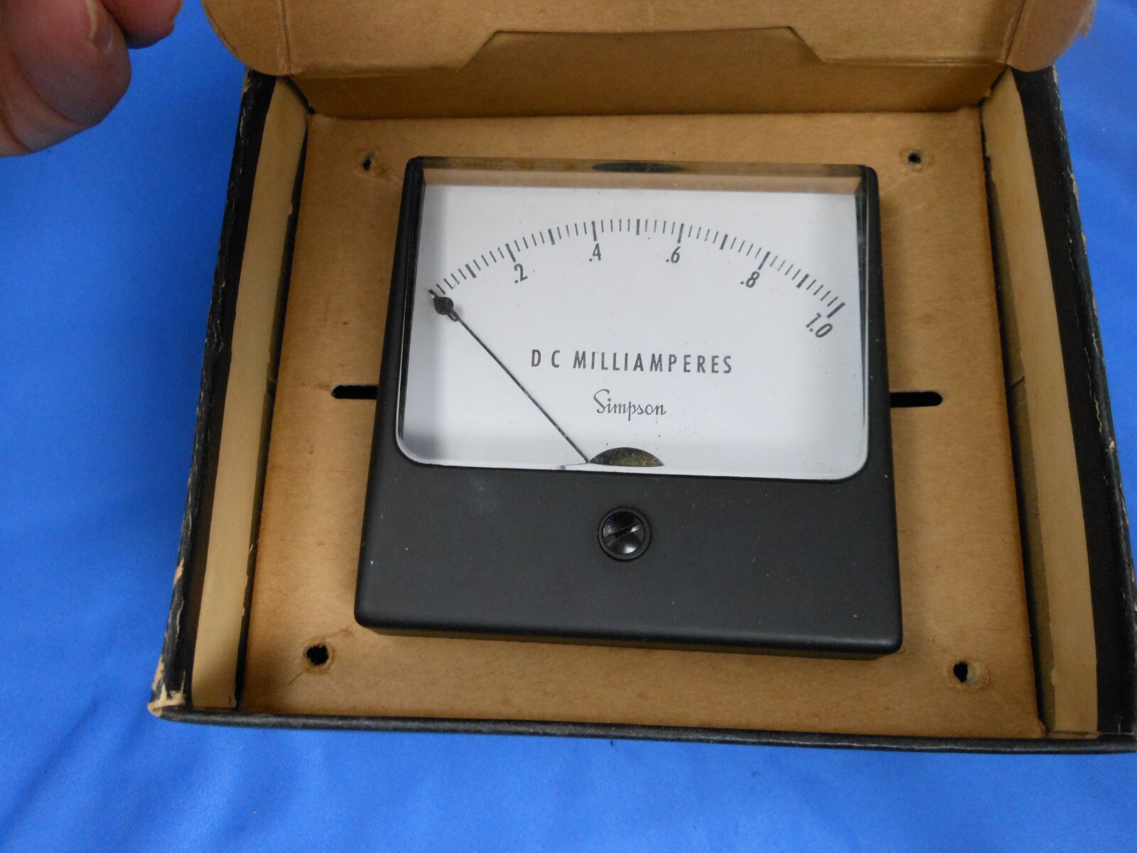 VINTAGE SIMPSON AMMETER 0-1 mA DC PANEL MOUNT MODEL 2124 CAT NO. 17600 ...