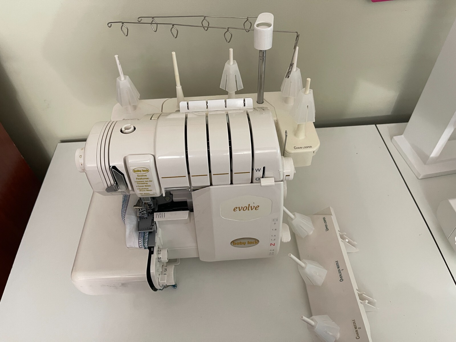 Baby Lock BLE8 Portable Electric Serger with Accessories & More | eBay