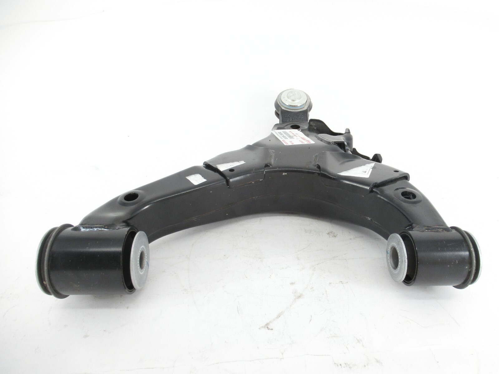 Genuine OEM Toyota 48068-09100 & 48069-09090 Front Lower Control Arm ...