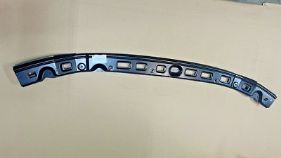 2012-2016 Toyota Land Cruiser 52521-60130 Retainer, Front Bumper, Upper ...