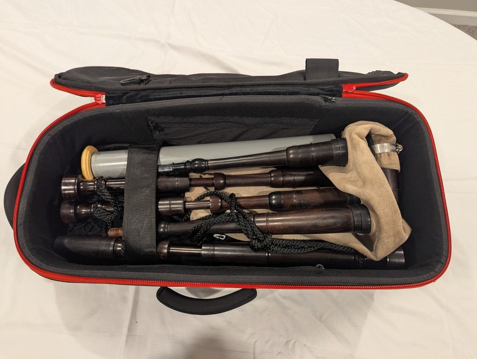 Grainger & Campbell Plain Turned BlackPipes + Bagpipe Skin Backpack Case | eBay