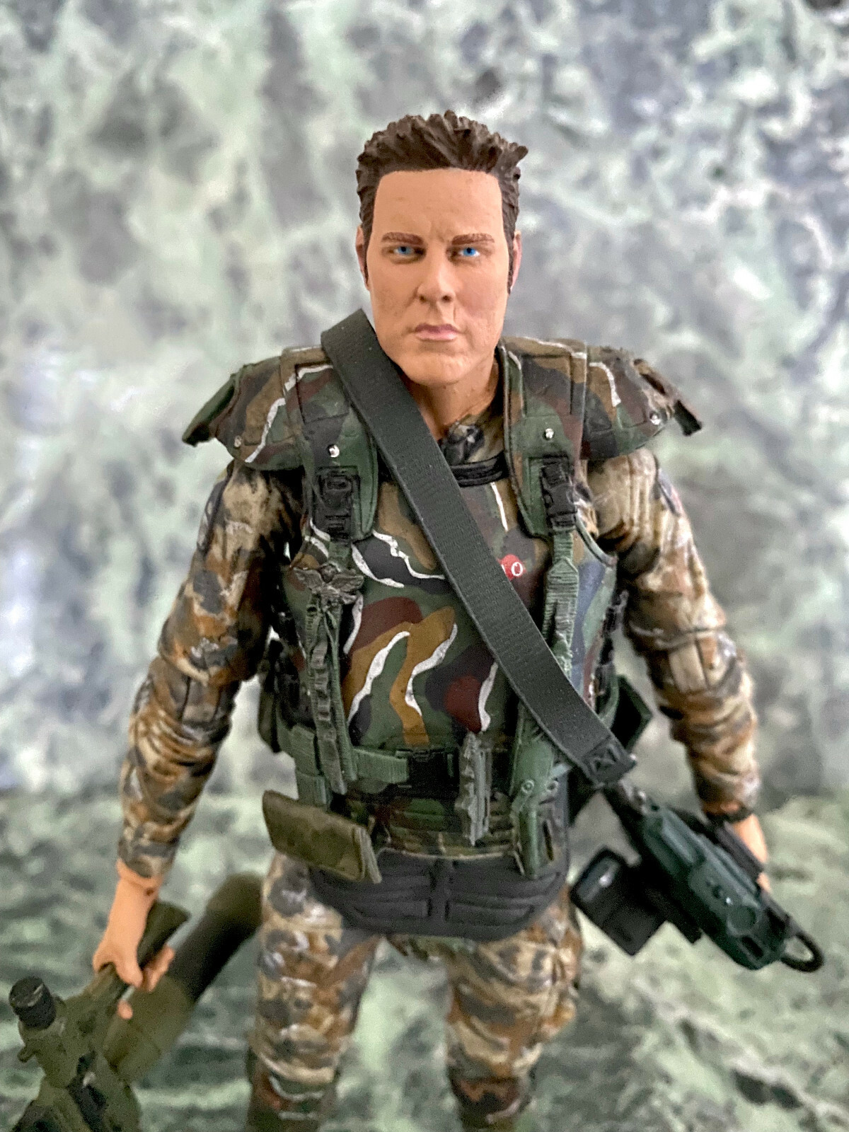 GENUINE NECA ALIENS SERGEANT CRAIG WINDRIX COLONIAL MARINES SERIES 2 ...