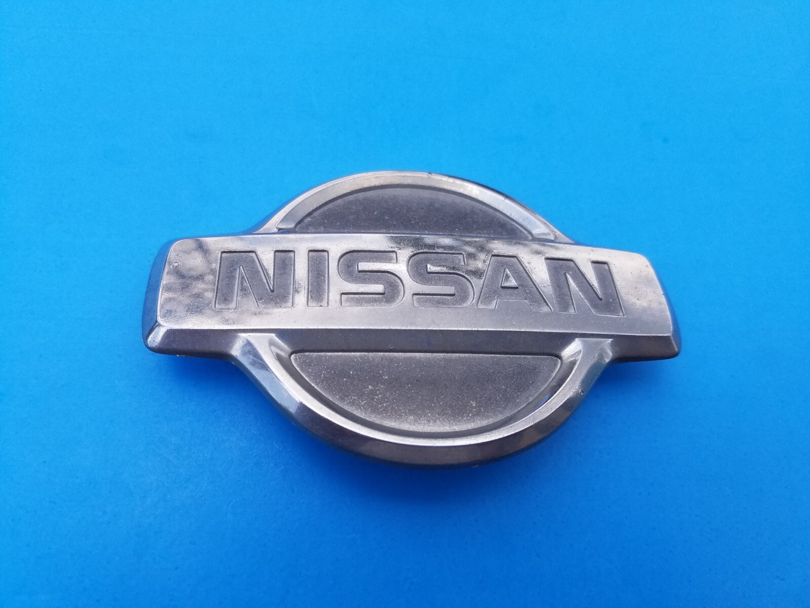 2000 2001 NISSAN MAXIMA FRONT GRILLE EMBLEM LOGO BADGE SYMBOL OEM 00 01 ...