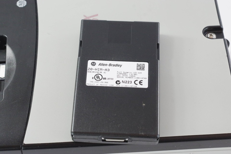 Allen Bradley 20AD040A3AYNANC0 /A PowerFlex 70 Drive 30hp 20A D 040 A 3 ...