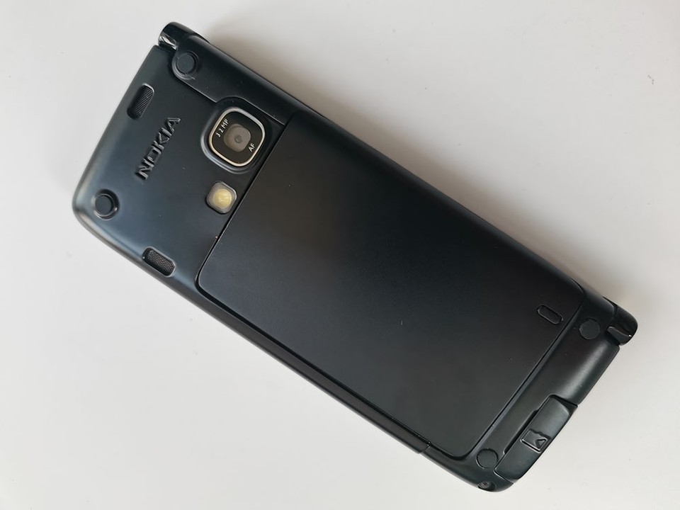 Nokia E Series E90 Communicator - Black (Unlocked) microSDHC Smartphone ...