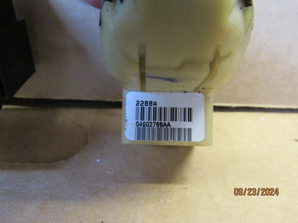 2007 08 2009 2010 Chrysler 300 Left Driver Side Master Window Control ...