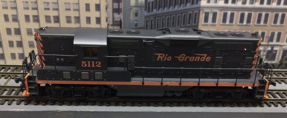 Atlas Yellow Box H.O. Locomotive GP-7 Denver & Rio Grande Western #5112 ...