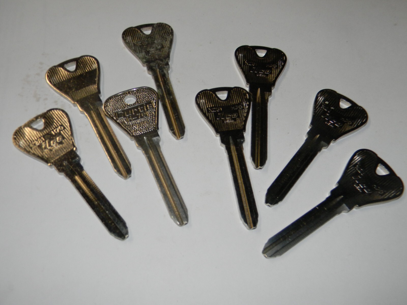 Lot of 8 - H70 Curtis KEY BLANKS #23 | eBay