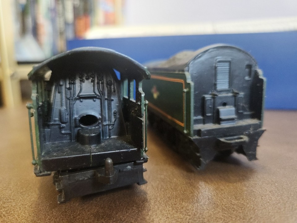 L.N.E.R BR Peppercorn A1 60143 "Sir Walter Scott Hornby Bachmann ...
