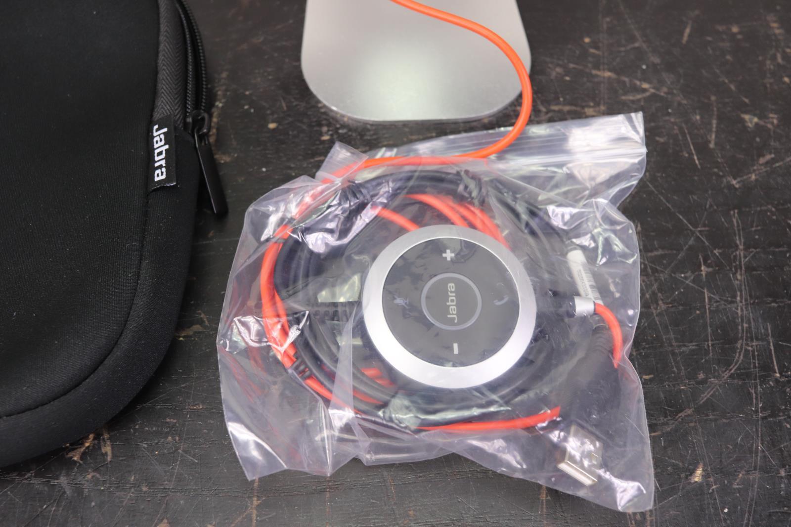 Jabra Evolve 40 Hsc017 UC Stereo Wired Headset 03-02399 for sale online ...