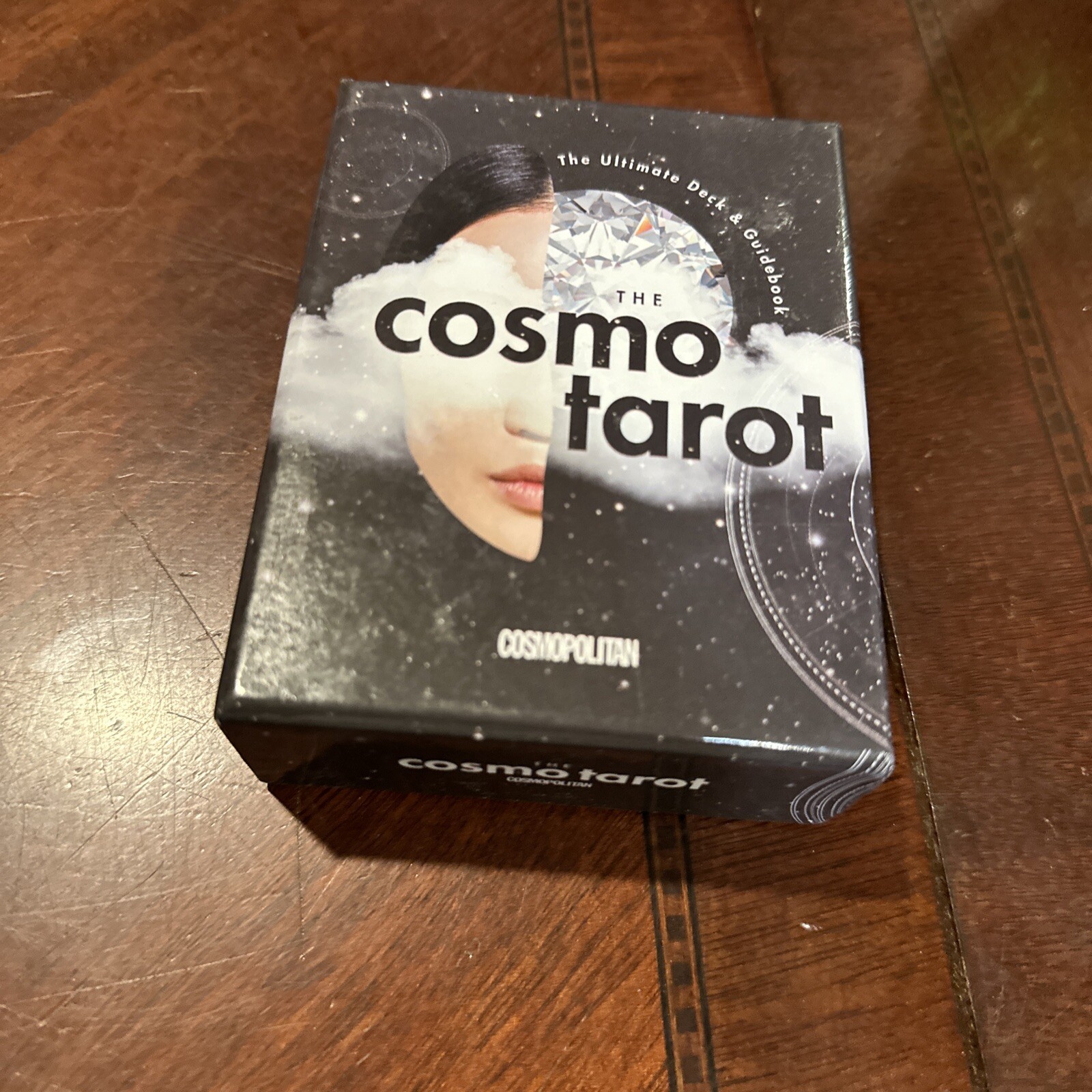 The Cosmo Tarot : The Ultimate Deck and Guidebook by Cosmopolitan (2021 ...
