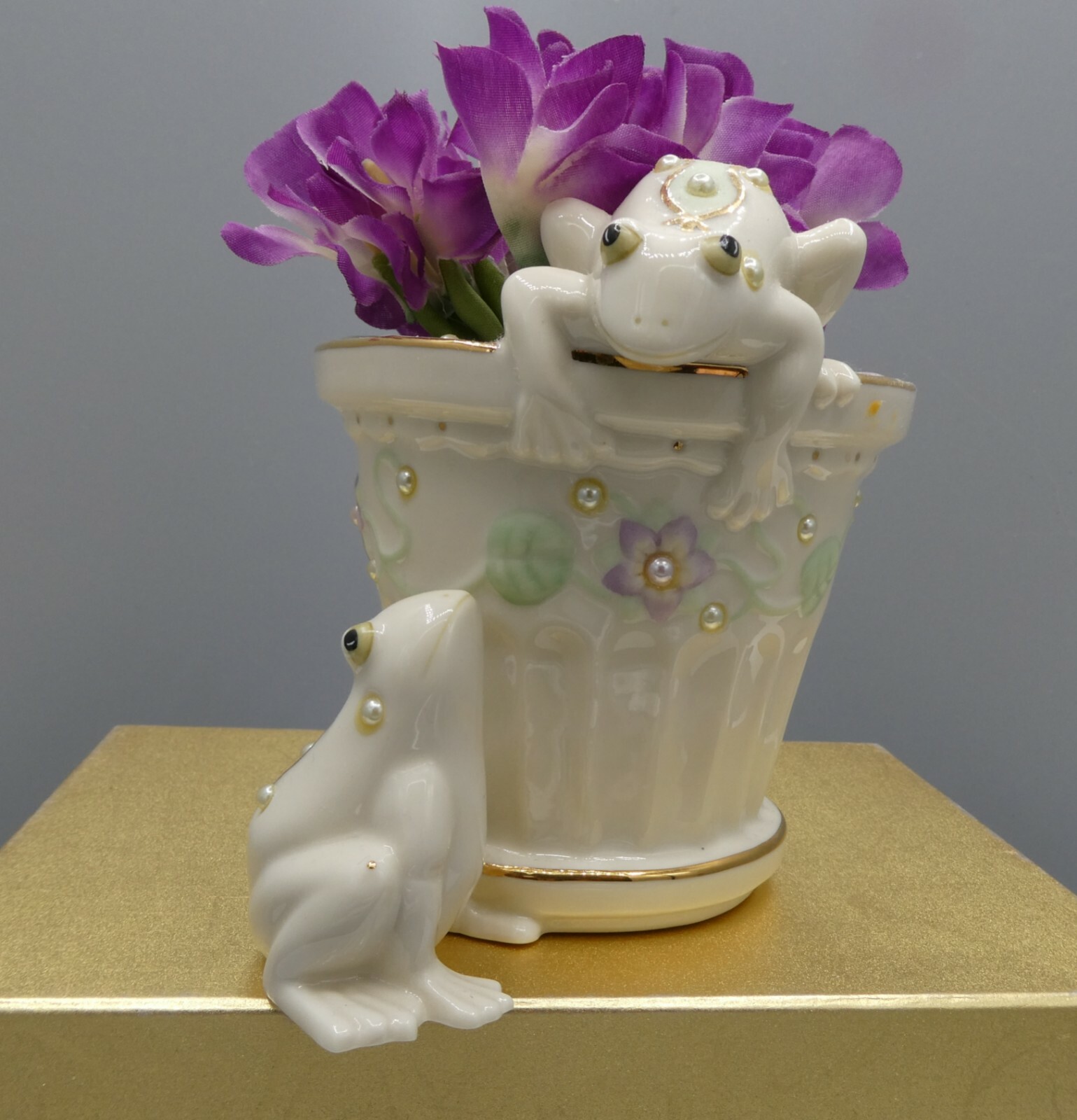 Lenox Petals and Pearls Frog Bud Vase with Flowers NB | eBay