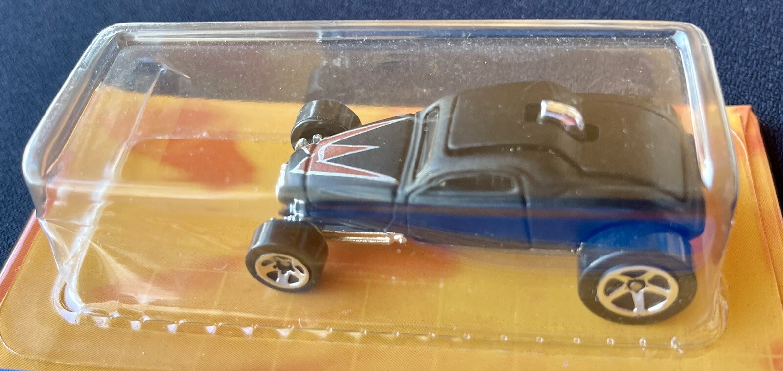 🔥🔥 Hot Wheels 2002 Collector Books "HOT RODS” BOOK #2 w/ "SOOO FAST" 🔥🔥 ...