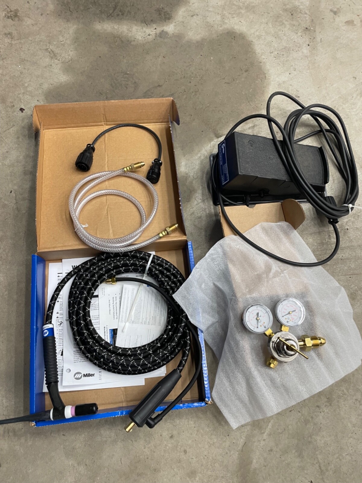 Miller Weldcraft 150A WP-17 Tig Torch RFCS-14HD foot pedal and ...