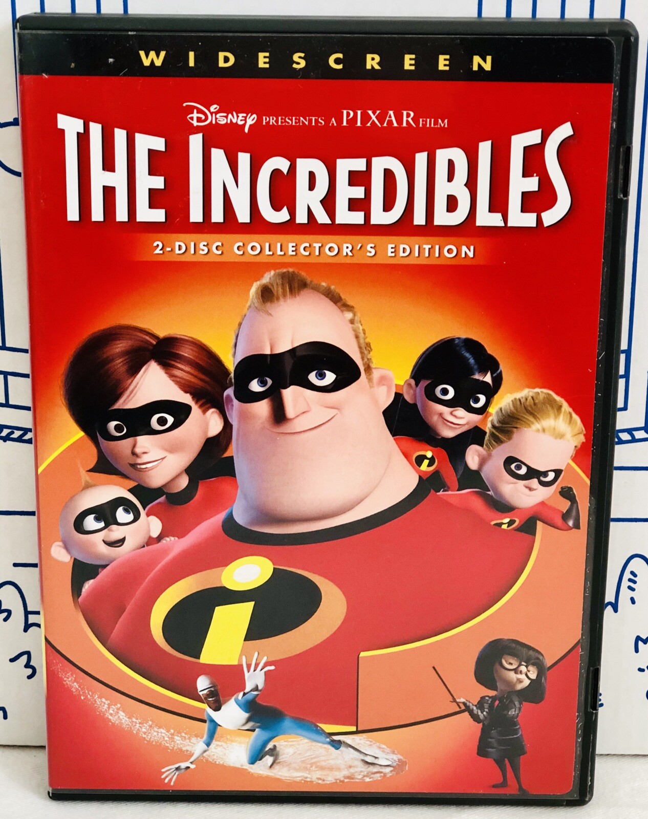 Disney Pixar The Incredibles Widescreen DVD 2 Disc Collectors Edition ...