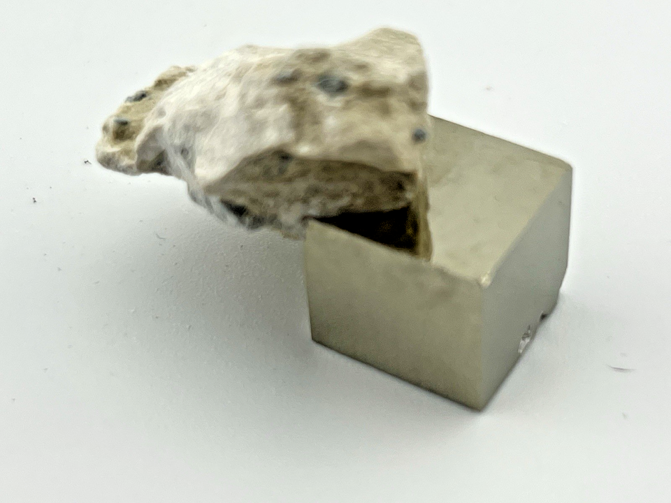 Pyrite Cube on Limestone Matrix from Mina Ampliación A Victoria ...