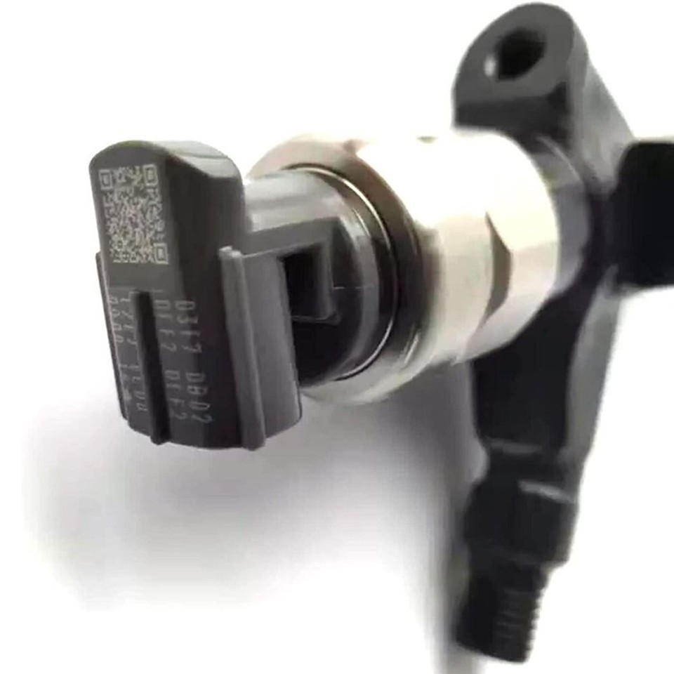 New Fuel Injector 16600-EB70A 16600-EB70D Fit For Nissan Navara D22 D40 ...