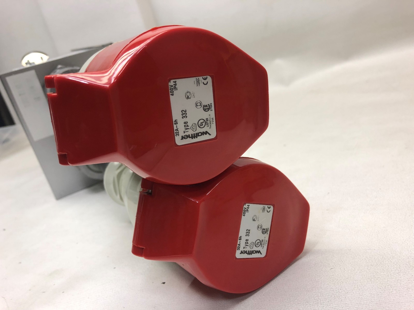 StarLine Busway Tap Bo Amp Drop Box 3ø 60-amp CBMDC225HE37-6 (2)560C6S ...