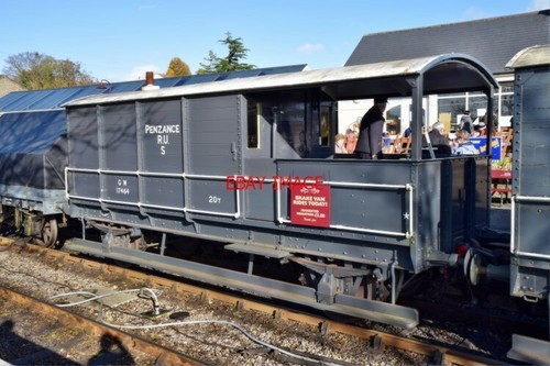 PHOTO GWR 'TOAD' 20 TON FITTED BRAKE VAN NO 17464 DIAGRAM AA21 LOT 1370 ...