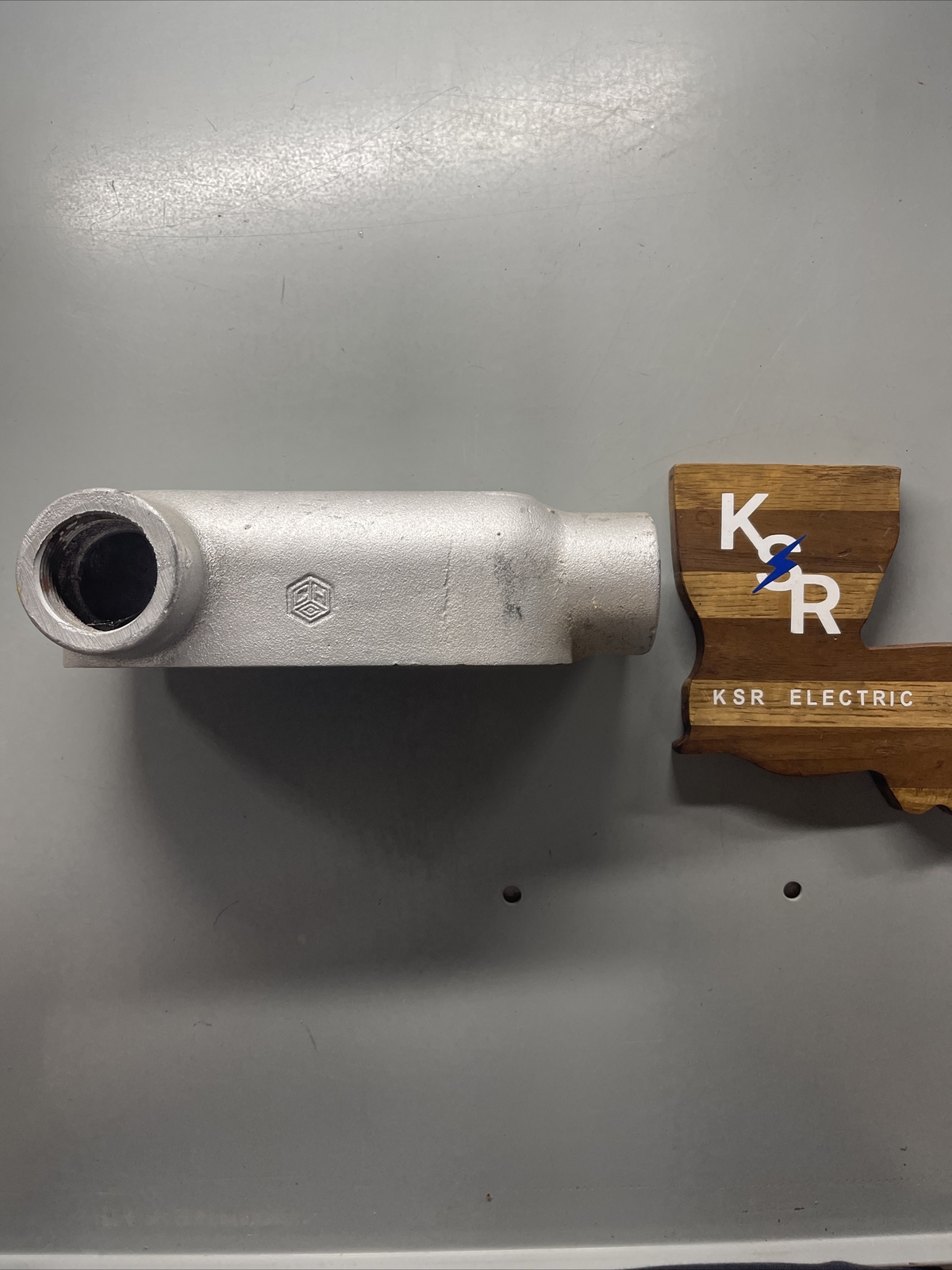 Crouse-Hinds LL48 1 1/4” Conduit Body GALV for sale online | eBay