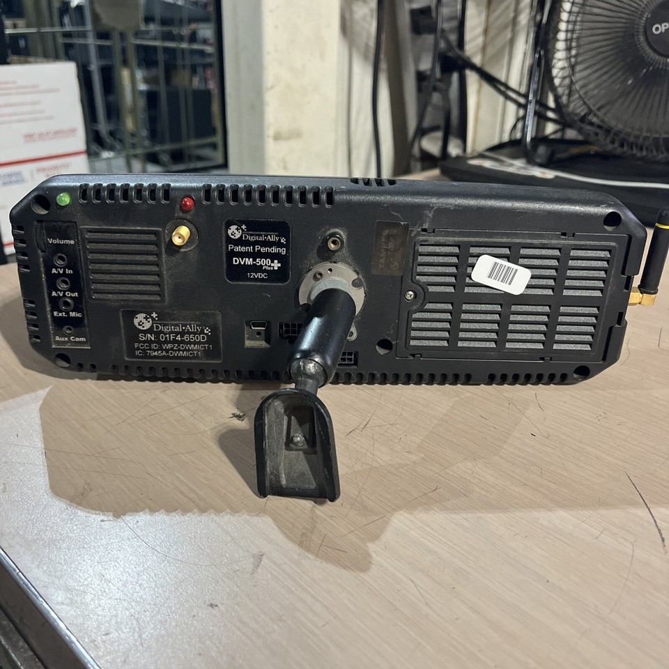 LOT OF 5 DIGITAL ALLY DVM 500+ IN CAR POLICE CAMERA SYSTEM CONTROL ...