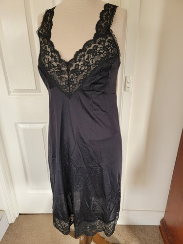 Womens Lacy Black Full Length Slip lingerie Size 12 85 Cm Bust Made in ...