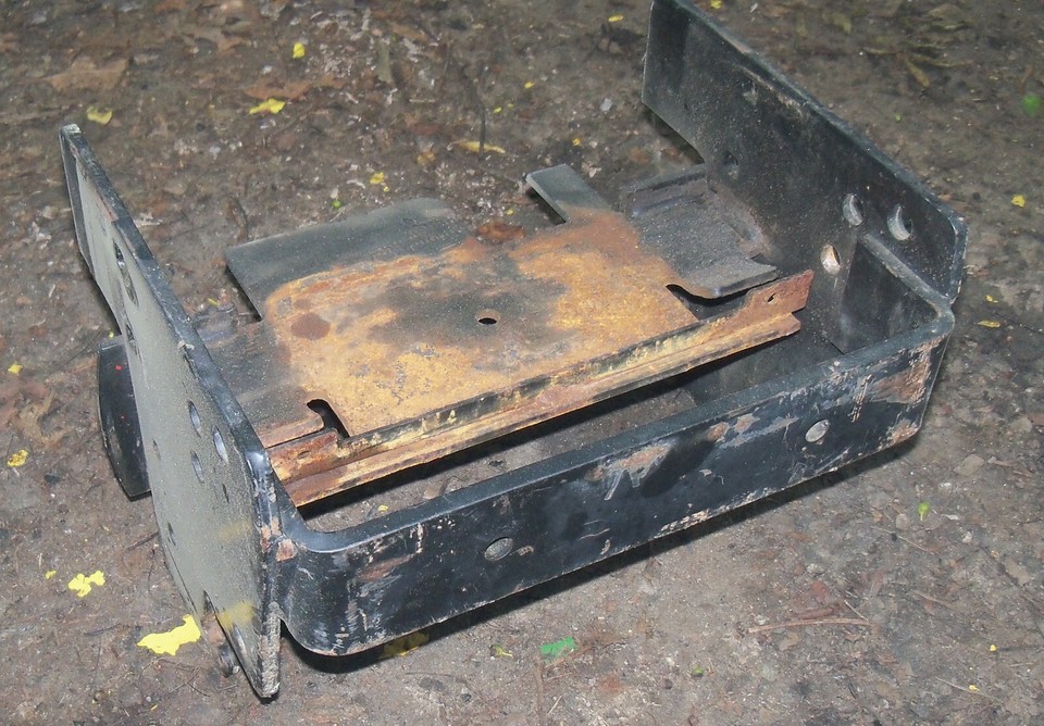 John Deere 425 445 455 Bumper Frame Squeezer Implement Adapter, Hooks ...