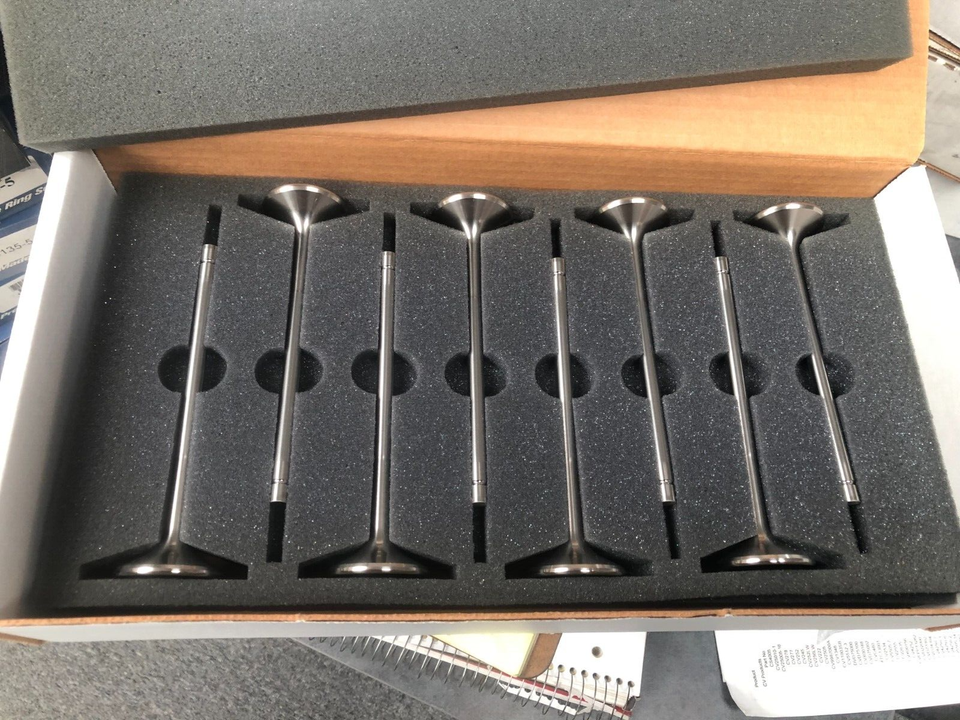 NEW XCELDYNE TITANIUM EXHAUST VALVES 1.640 5.770 .3100 SB2 R5/P7 Nascar ...