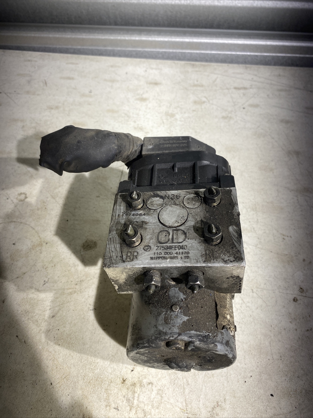 2002 03 Subaru Impreza WRX ABS Anti-Lock Brake Pump Module Unit ...