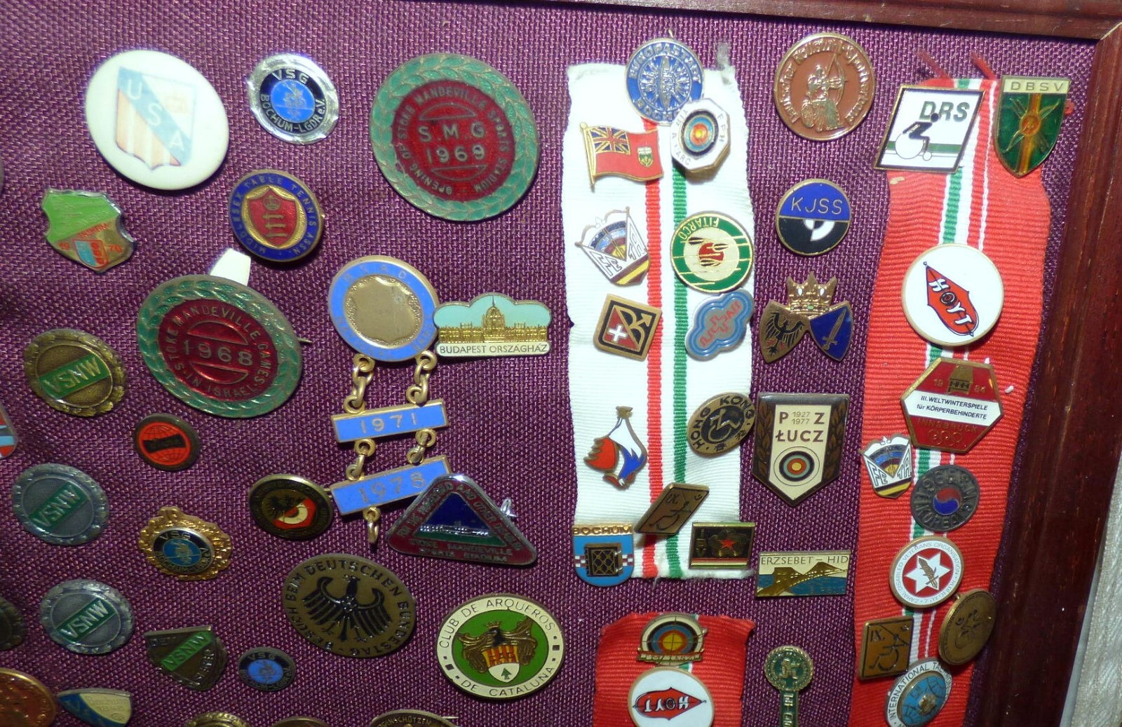 Sport 350x Anstecknadel Pin Konvolut Bogensport Politik BRD DDR USA ...