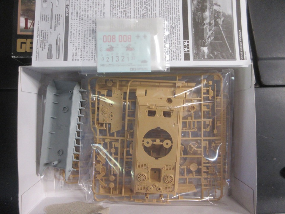 TAMIYA 1/48 GERMAN KING TIGER PRODUCTION TURRET w/diecast chassis ...